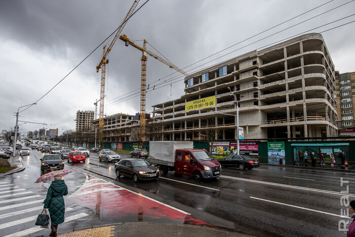 Глянули, как сейчас выглядят большие строящиеся комплексы в Минске ...